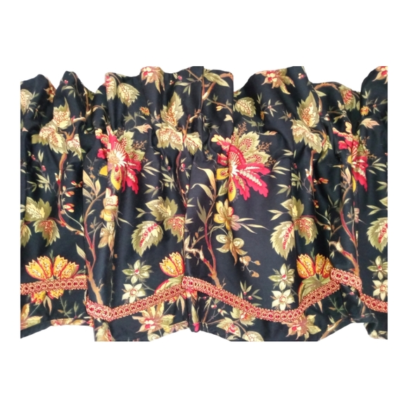 Waverly | Accents | Waverly Felicite Noir Valance 6 X 68 Scallop ...